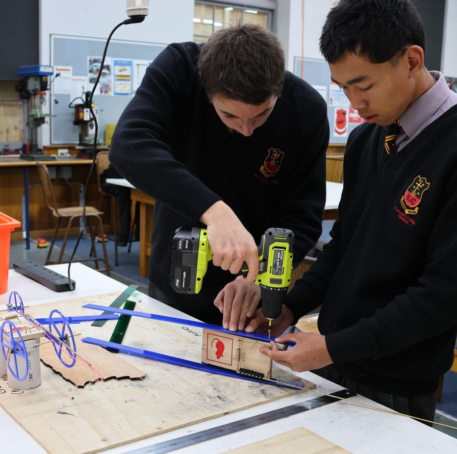 2025 | Issue 8 | Technology classes at SJC - SJC